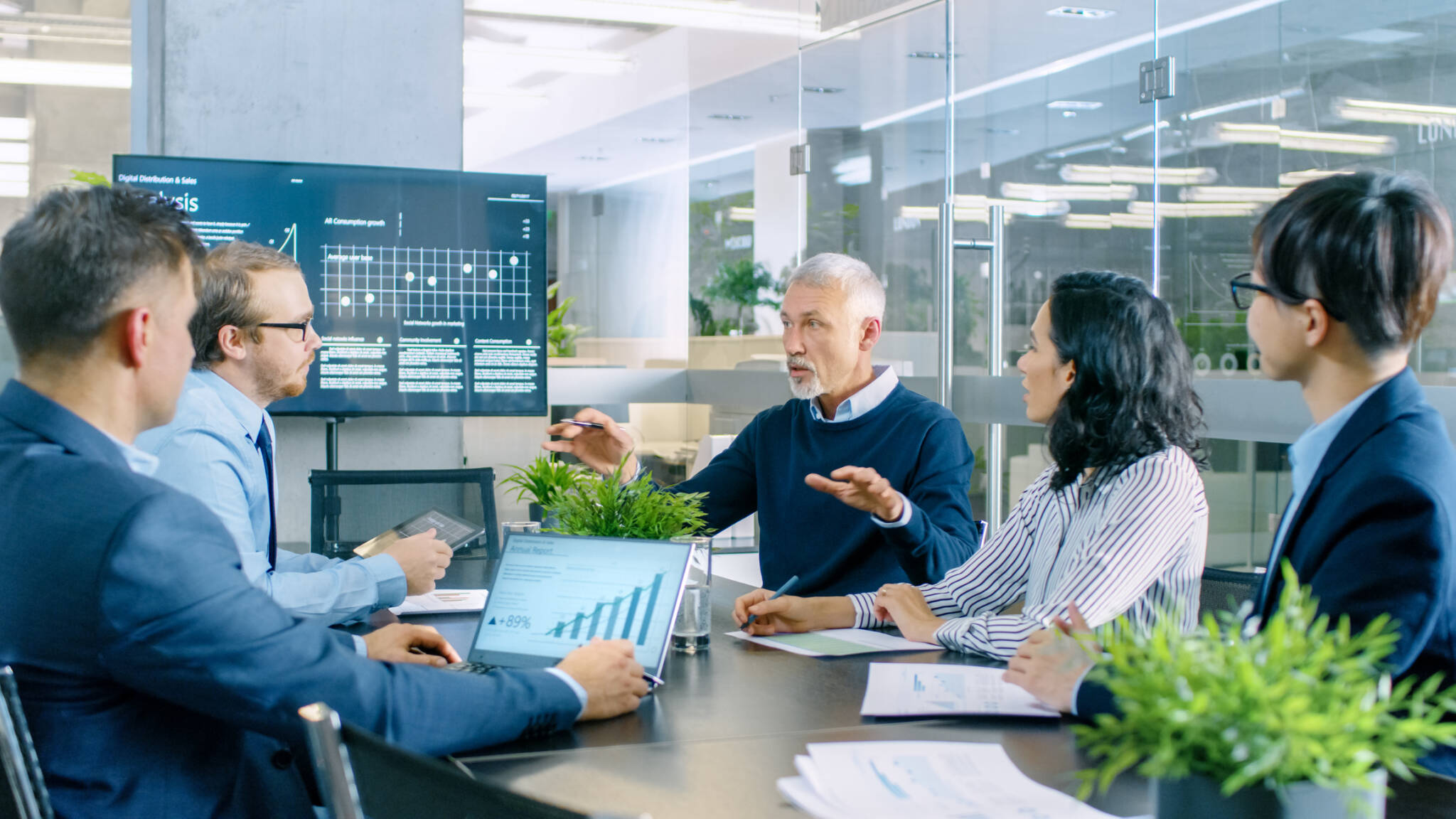 Best Practices to Strengthen Your Company’s Gift & Entertainment Policies